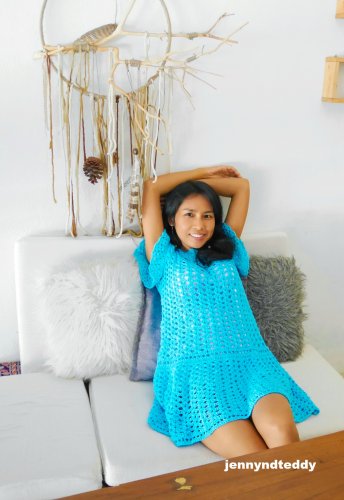 I'm pretty mini dress free crochet pattern - Jenny & Teddy