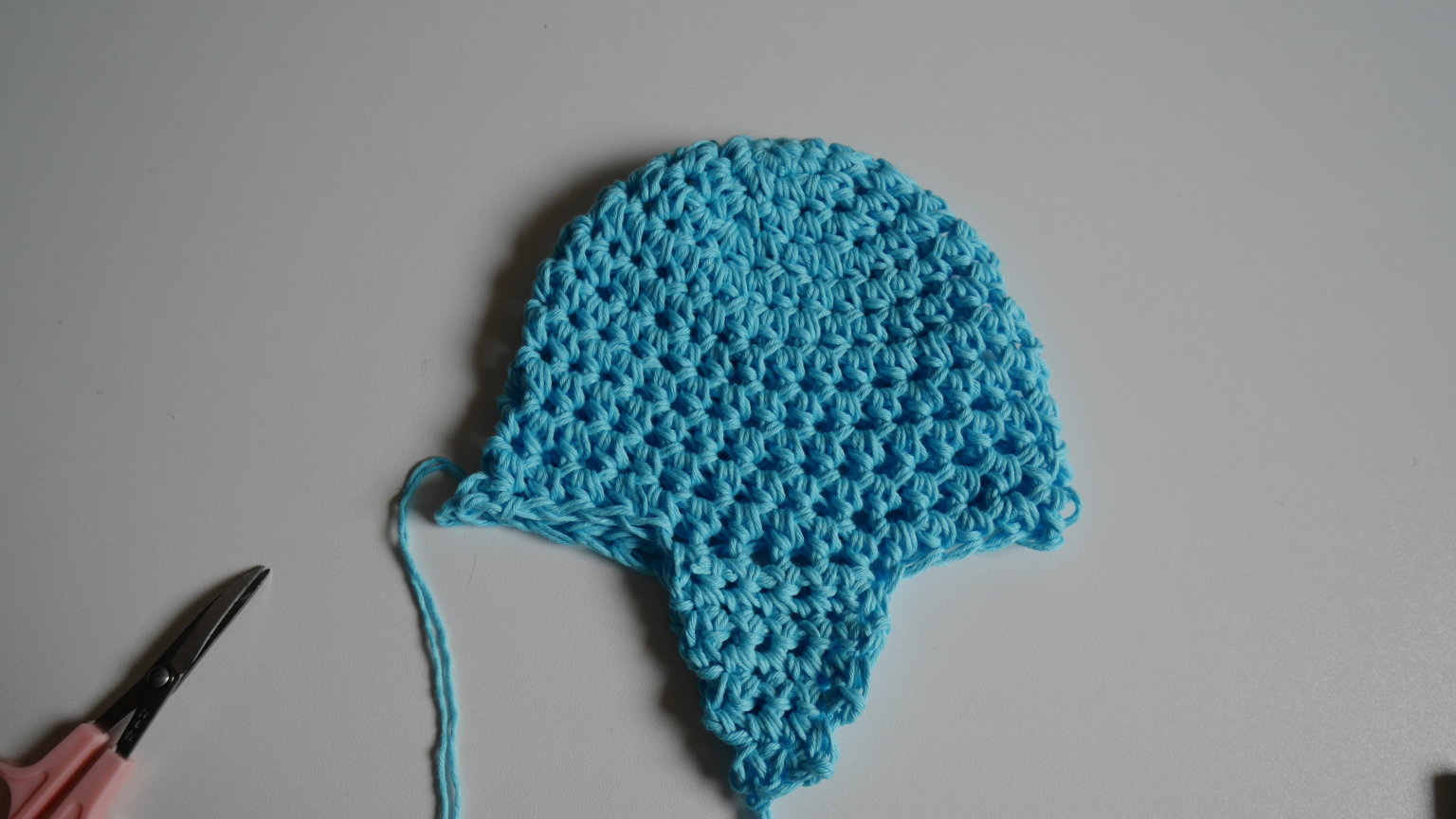 How to Add Ear Flaps to a Crochet Hat - Jenny & Teddy